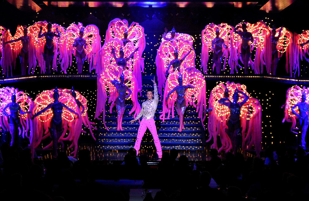 Revue Féerie au Moulin Rouge, le report - Sortiraparis.com