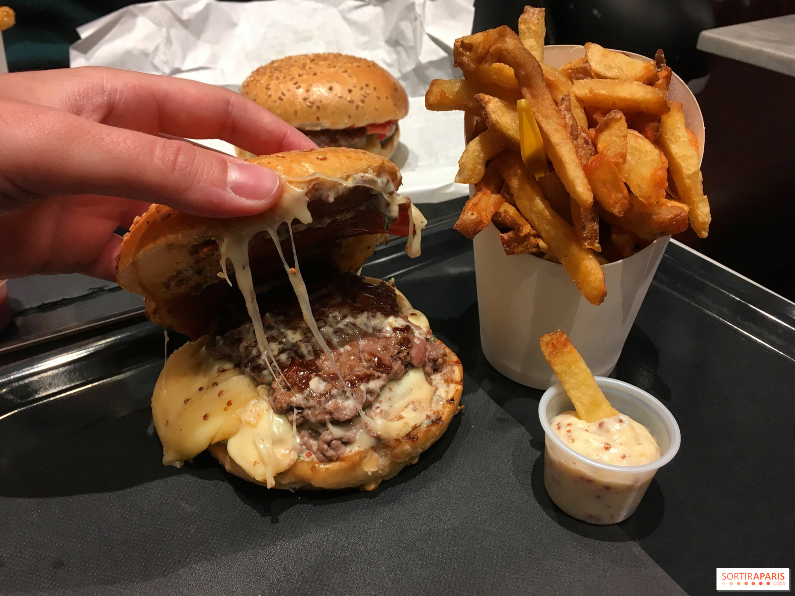 Les burgers généreux et savoureux de King Marcel - Sortiraparis.com