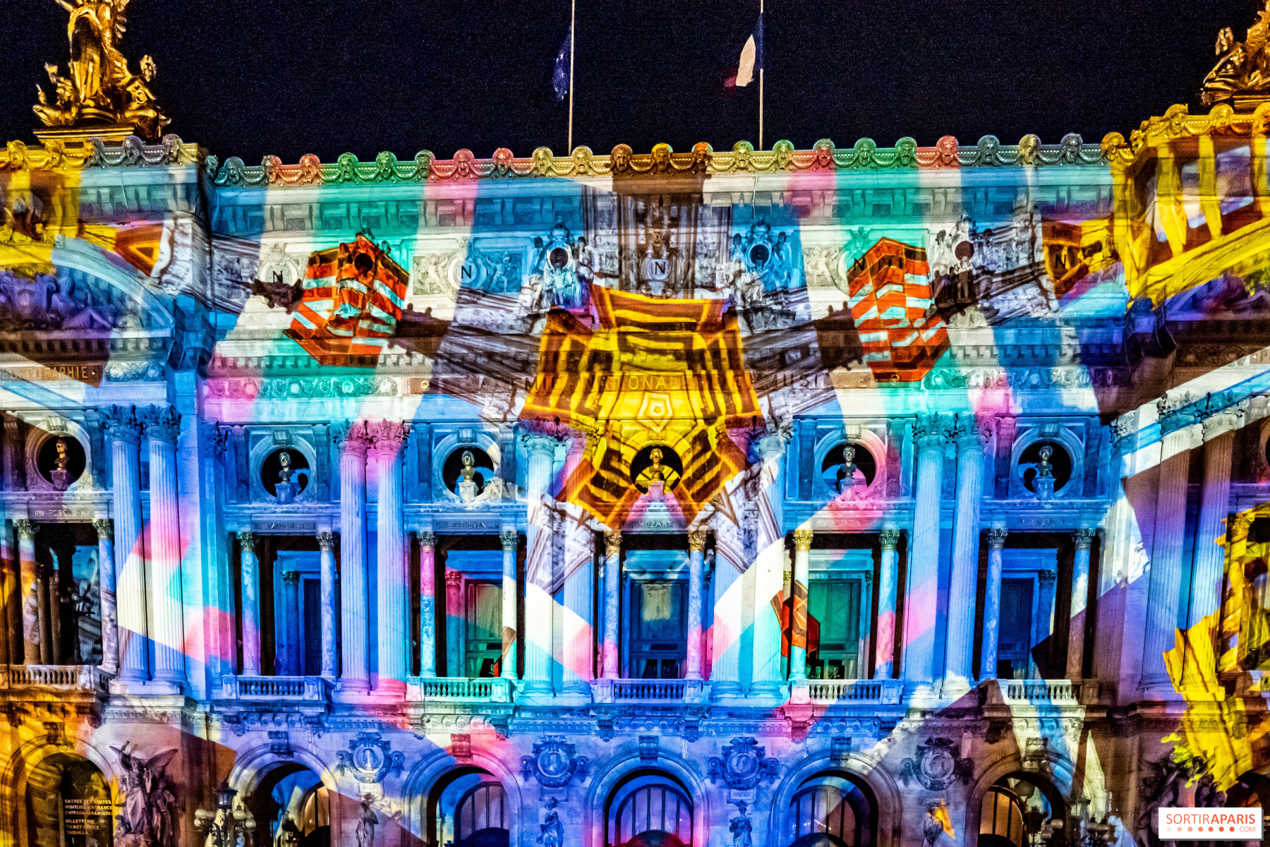 Opéra Garnier à Paris, le spectacle son et lumières en vidéo et photos ...